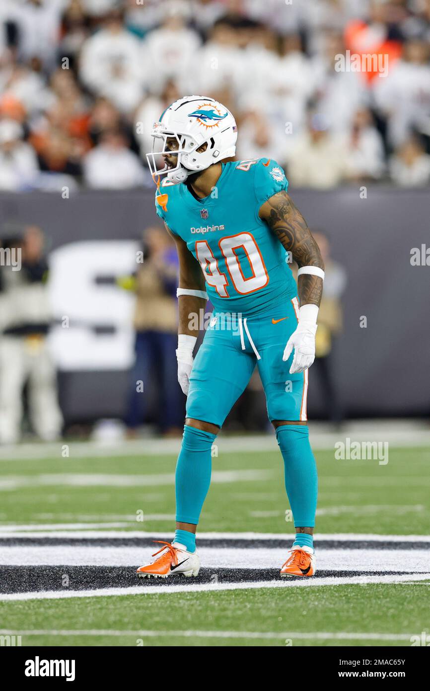 Miami Dolphins defensive back Nik Needham (40) lines up for the snap ...