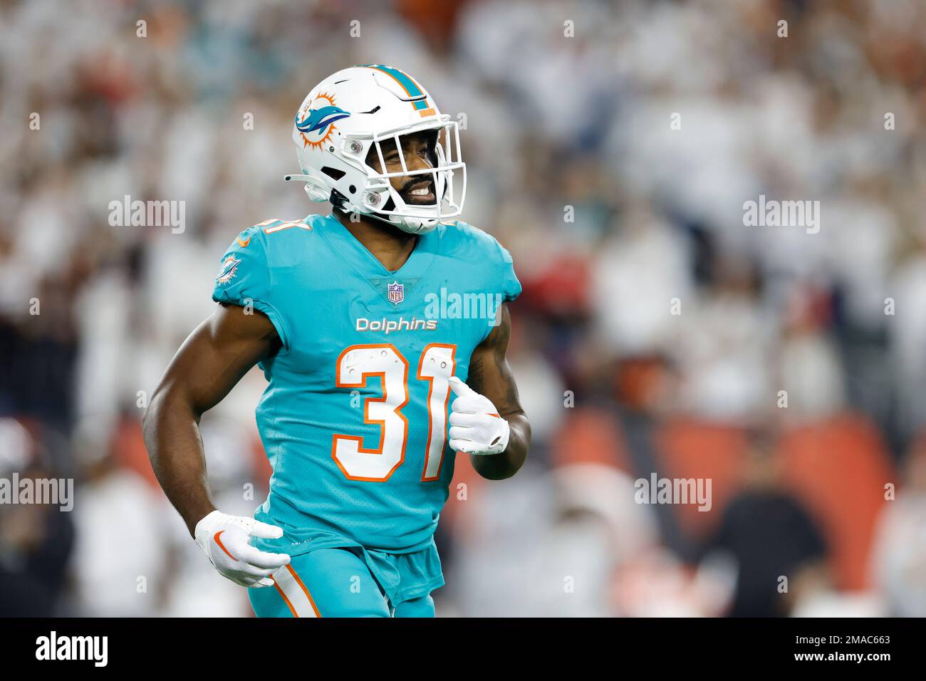 Miami Dolphins running back Raheem Mostert (31) during an NFL football game against the ...