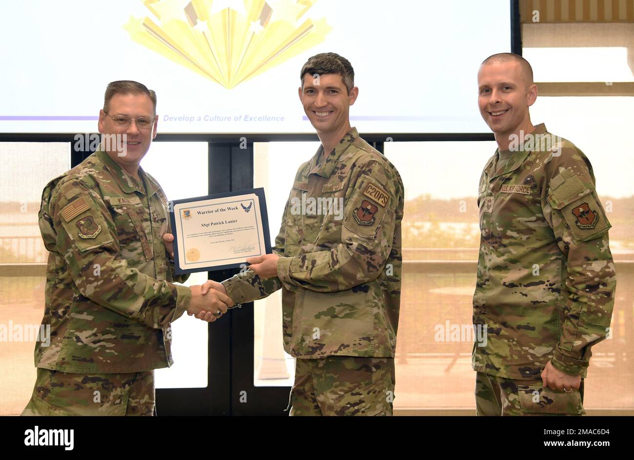 Emergency mass notification hi-res stock photography and images - Alamy