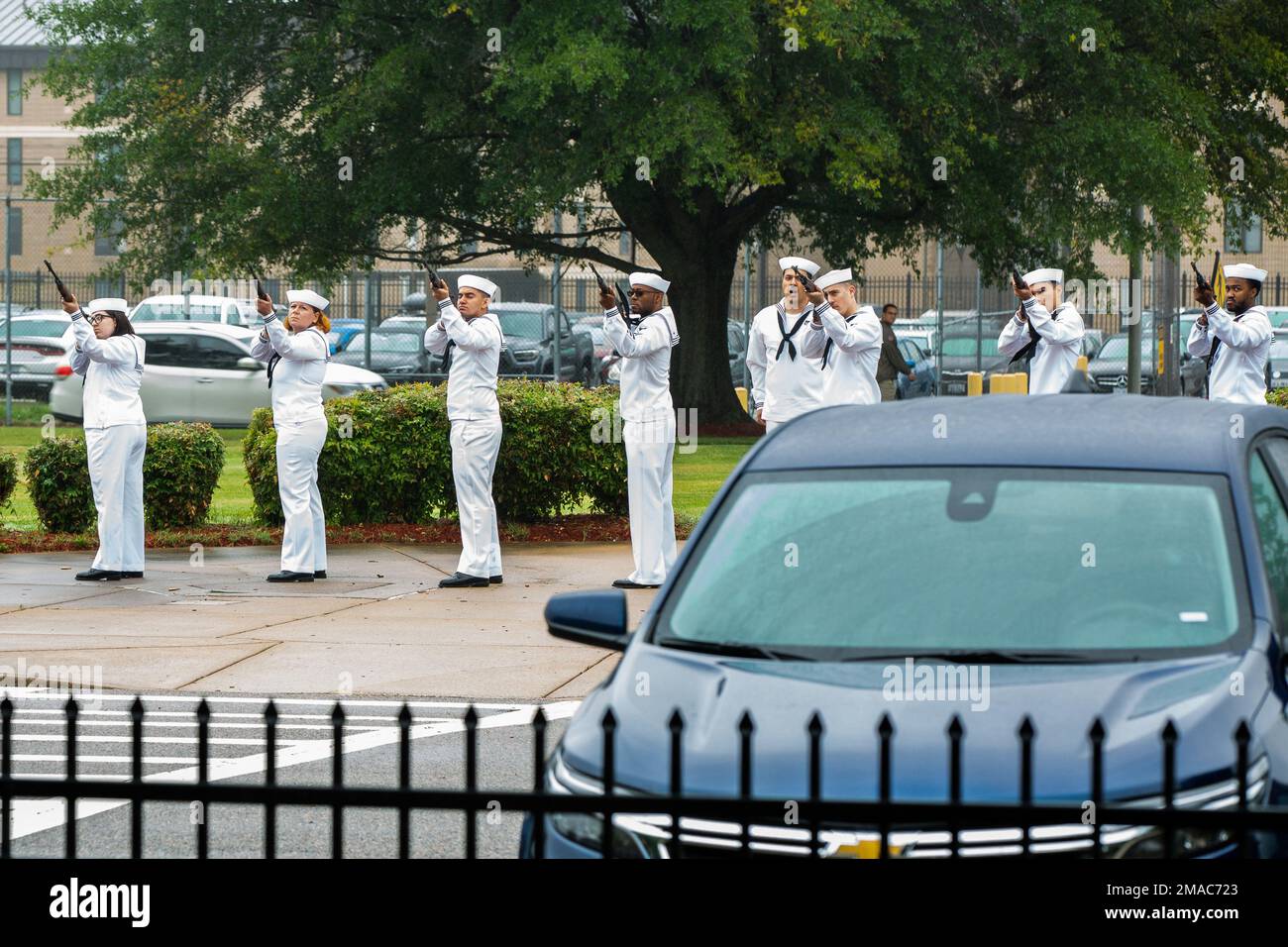 The Navy Region Mid-Atlantic (NRMA) Honor Guard provided a 21-gun ...