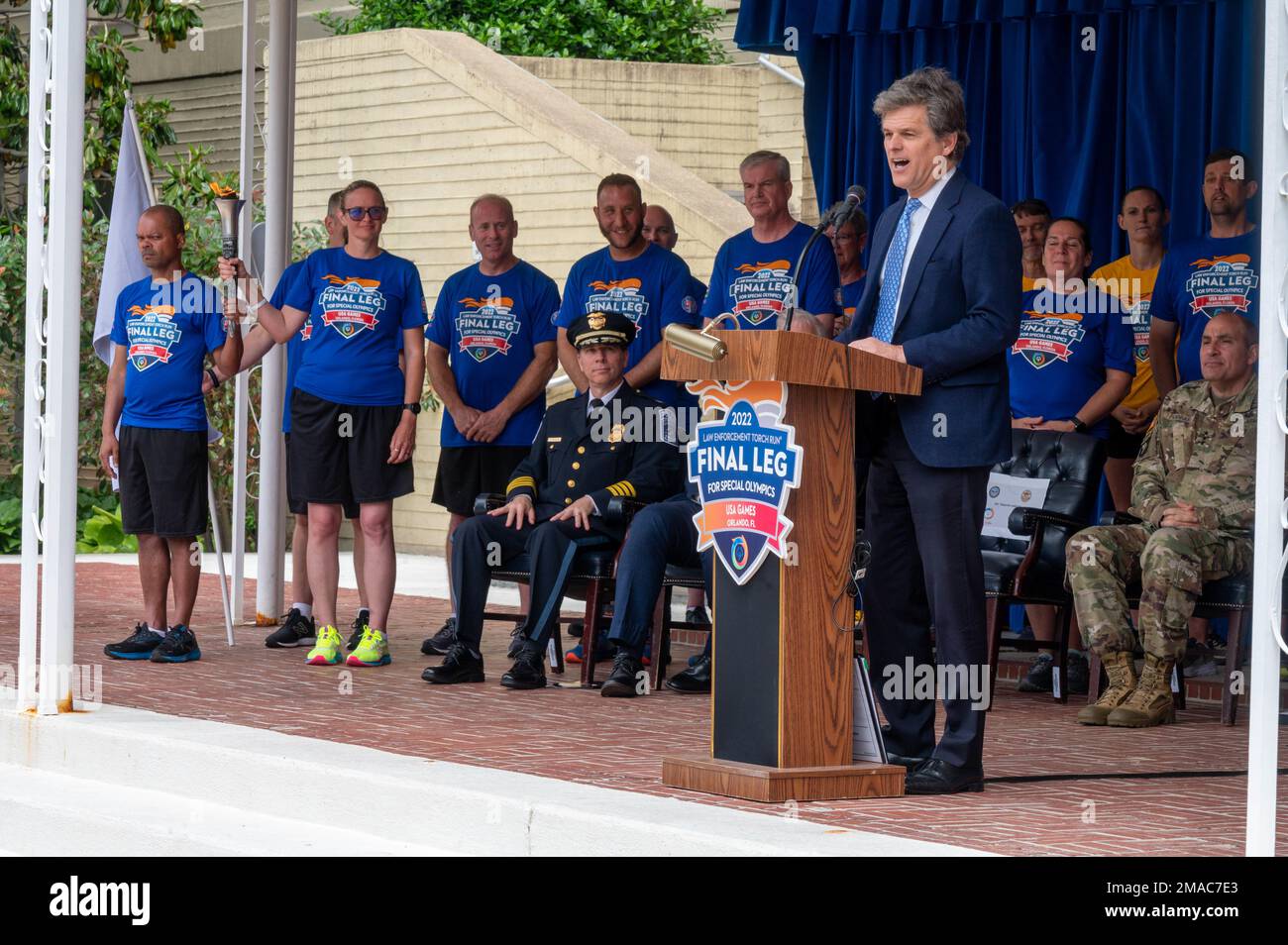 Timothy shriver hi-res stock photography and images - Alamy