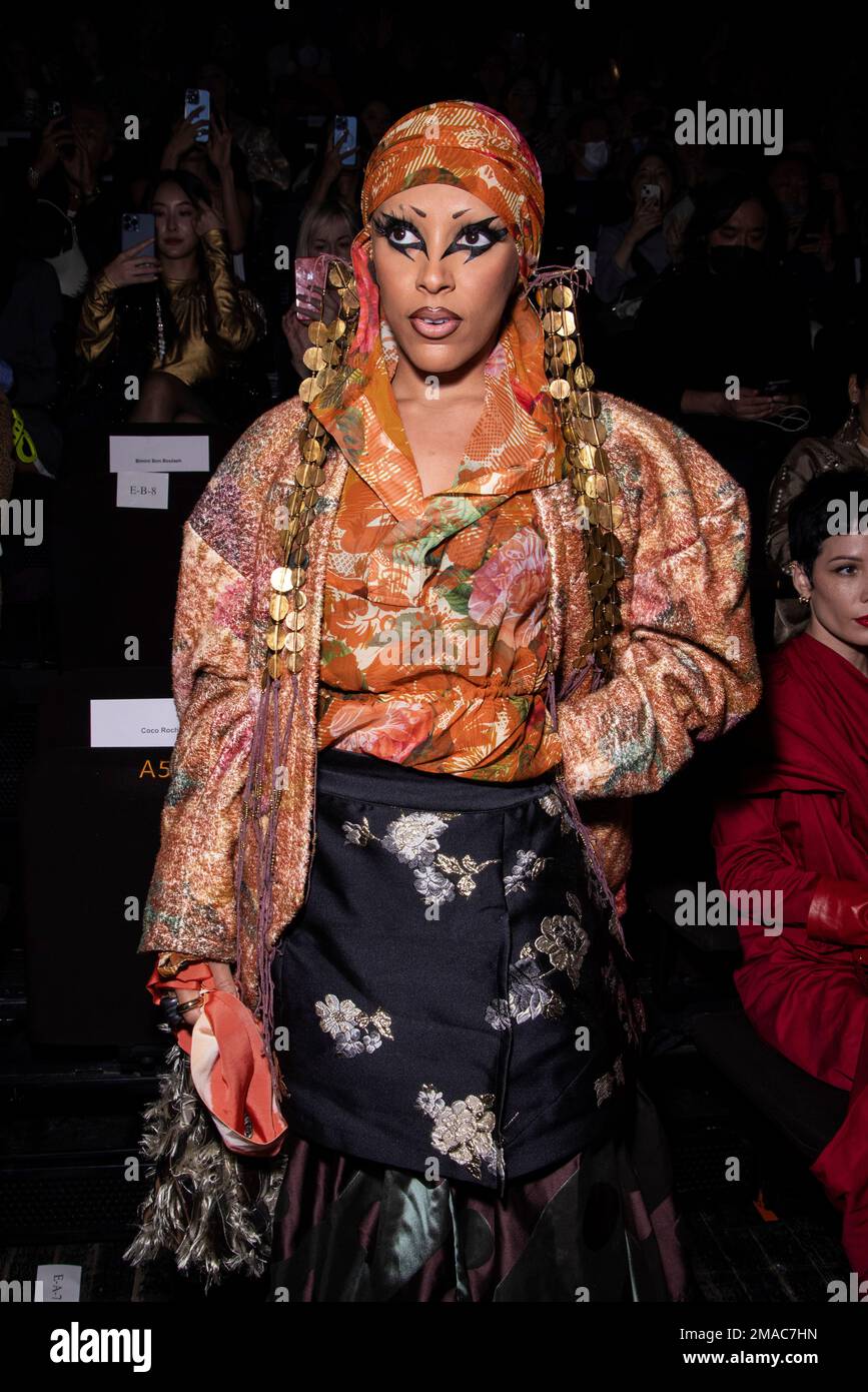 Doja Cat arrives for the Vivienne Westwood ready-to-wear Spring/Summer ...
