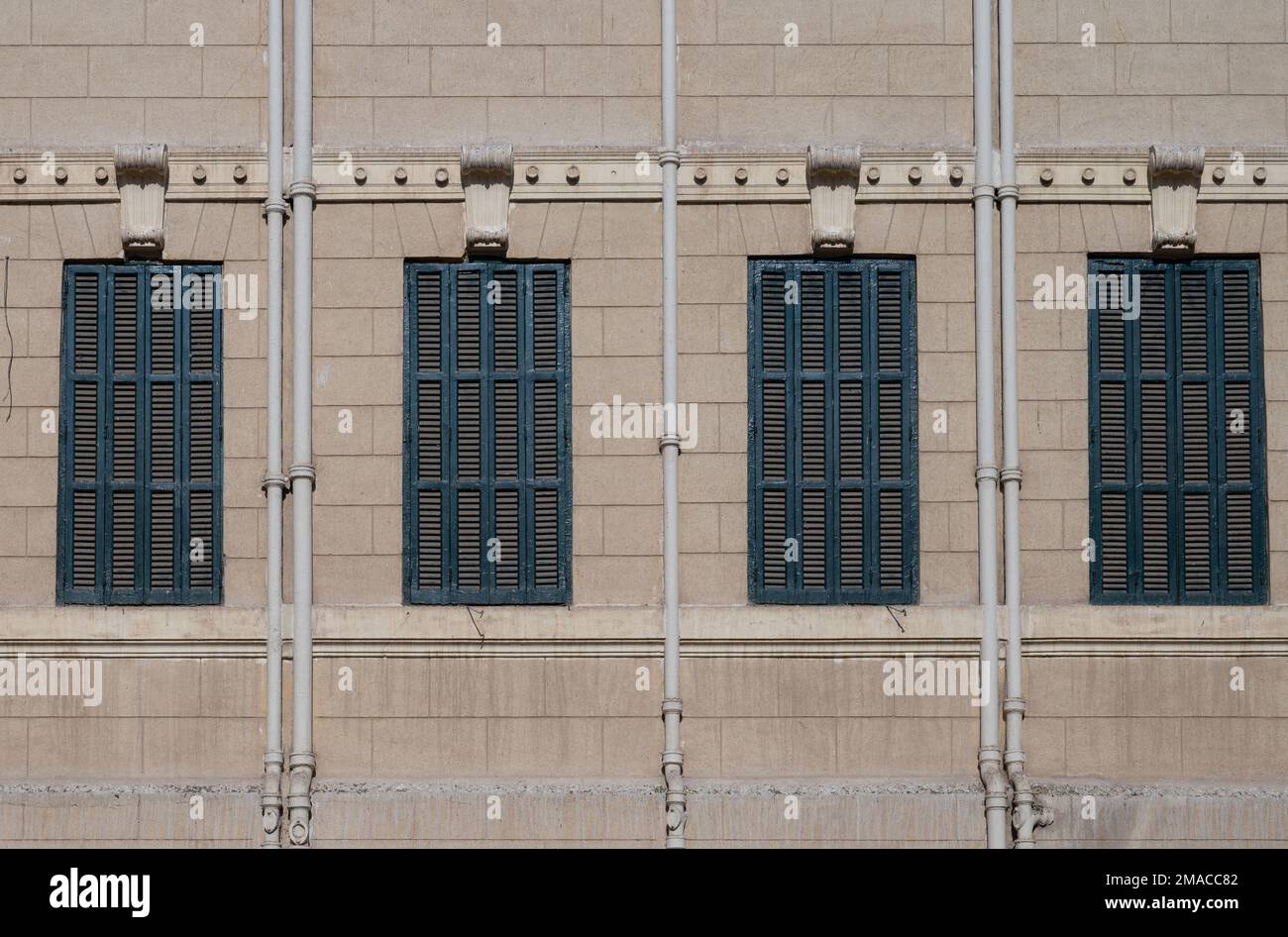 Modern building in shade hi-res stock photography and images - Alamy