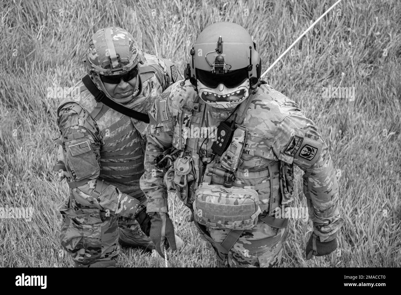 Medevac training Black and White Stock Photos & Images - Alamy