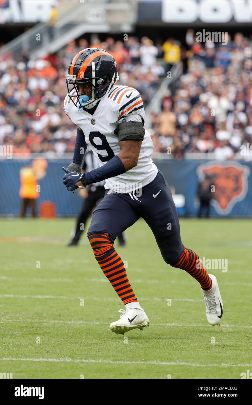 Chicago Bears safety Jaquan Brisker (9) runs on the field during the ...