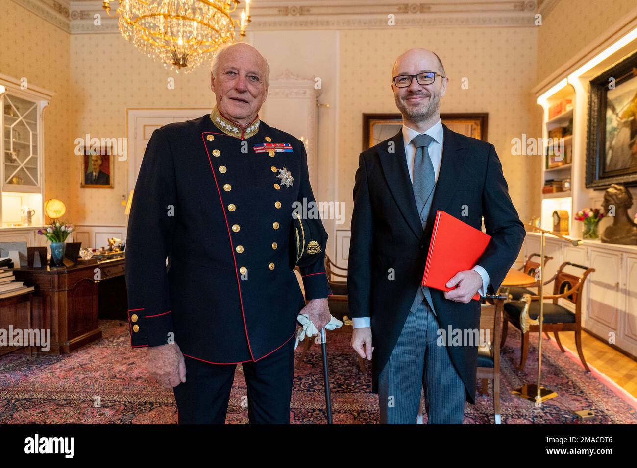 Oslo 20230119.King Harald receives the Czech Republic's new ambassador David Červenka in a ...