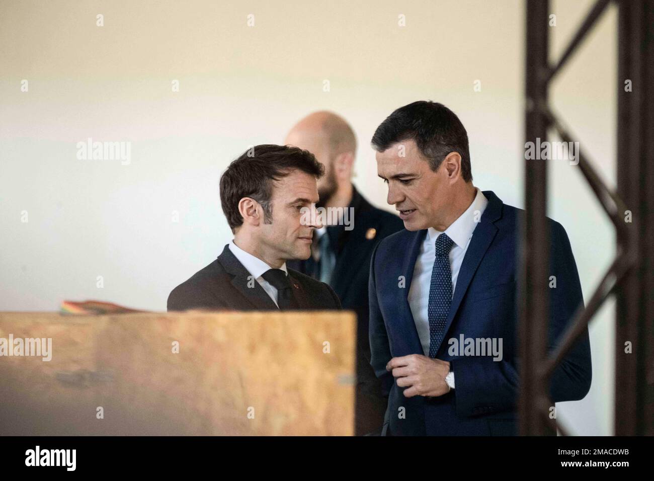 French President Emmanuel Macron speaks with Spain's Prime Minister ...