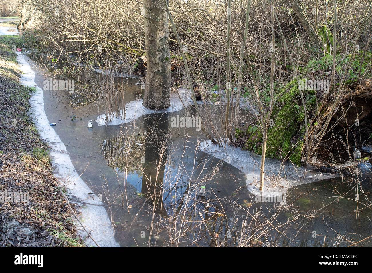 Sonning eye hi-res stock photography and images - Alamy