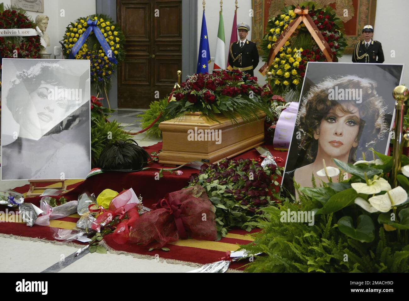 The coffin of Gina Lollobrigida receives last hommage by people and the ...