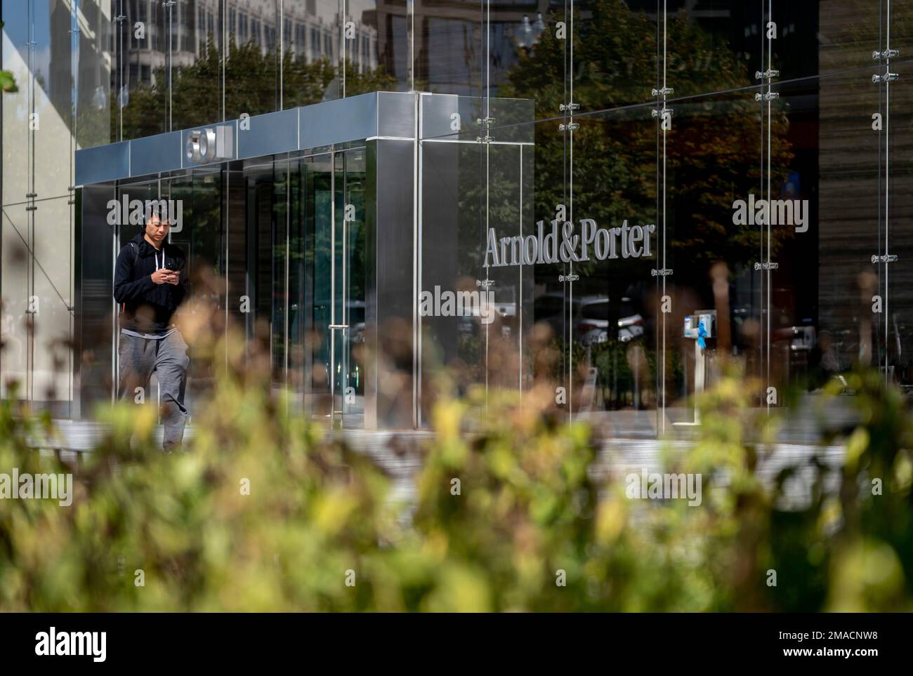 Facade of Arnold and Porter law firm in Washington, Thursday, Sept. 29 ...