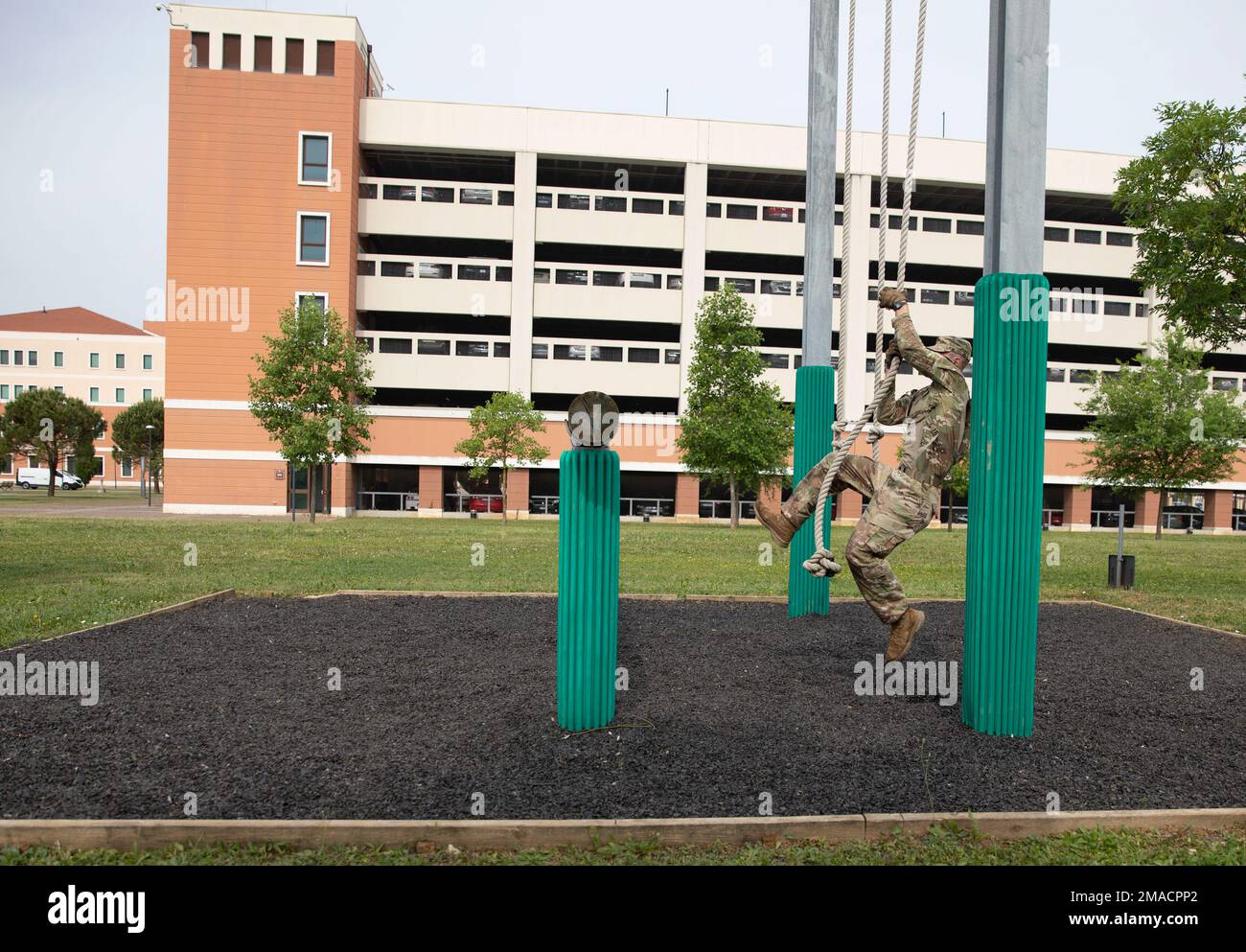 2nd Lt. Lawrence Mixon maneuvers through an obstacle during the 2022 ...