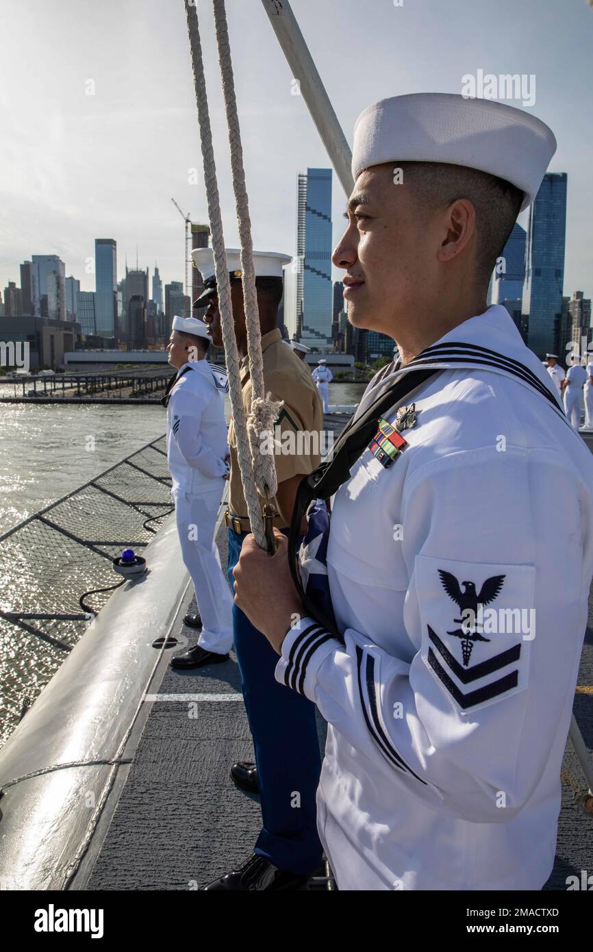 220525-N-SK336-1168 NEW YORK (May 25, 2022) - Hospital Corpsman 2nd ...