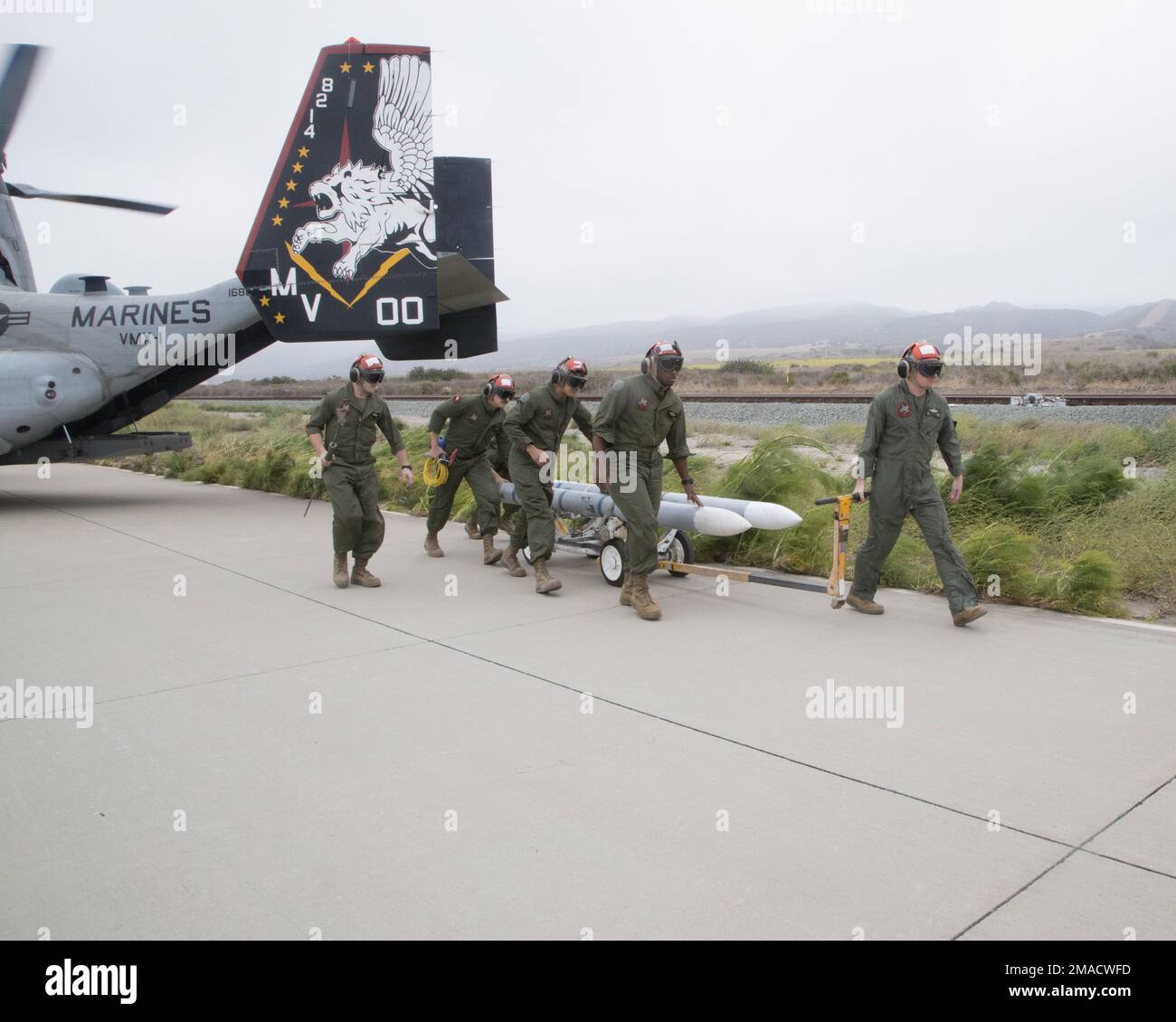 Captive air training missile hi-res stock photography and images - Alamy