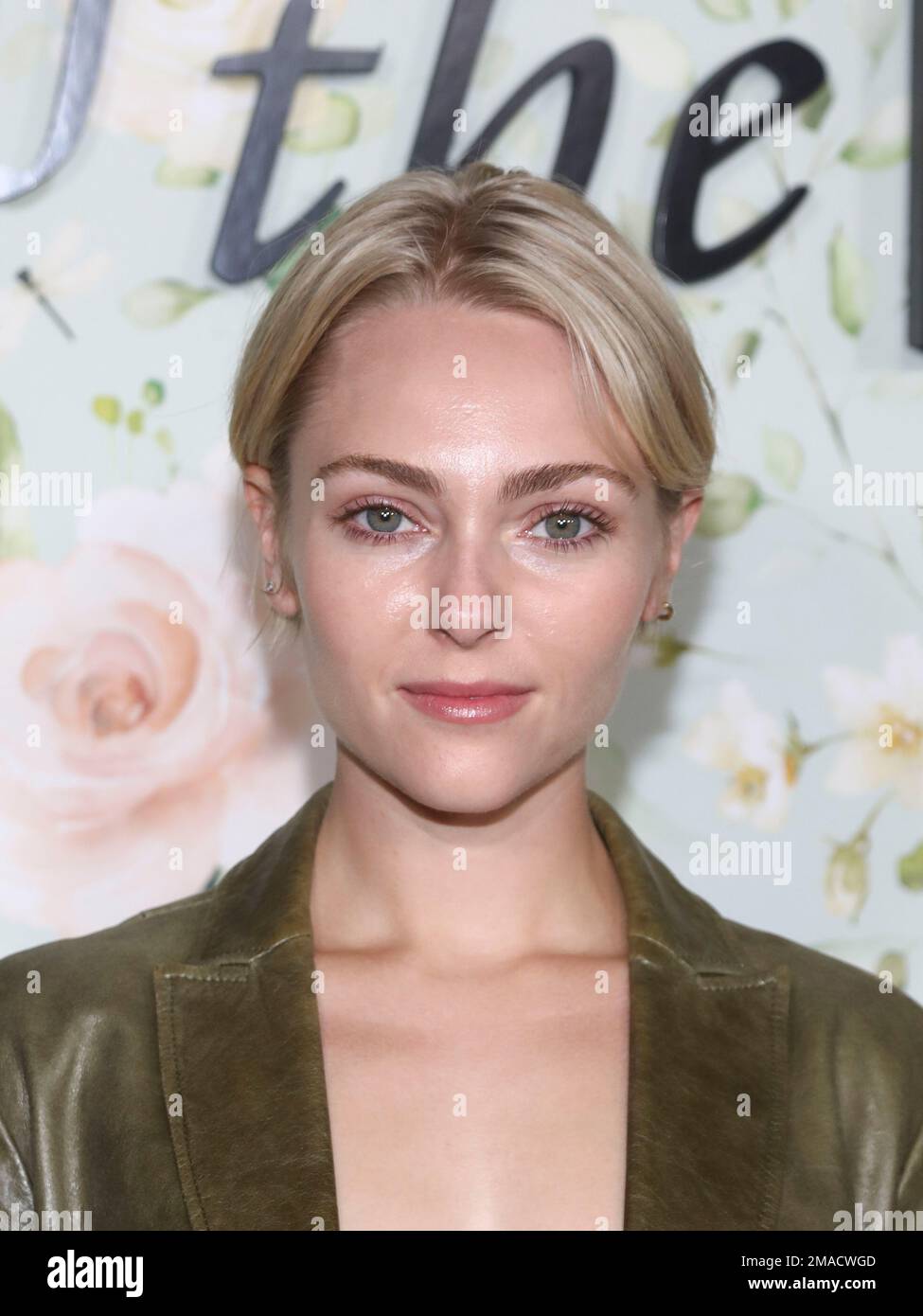 Actor AnnaSophia Robb attends the world premiere of the Peacock limited ...