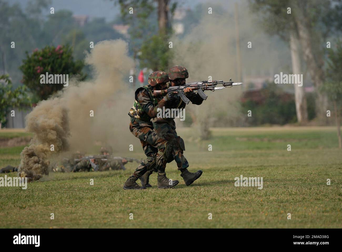 Indian Army soldiers demonstrate a combat operation during a "Know Your ...