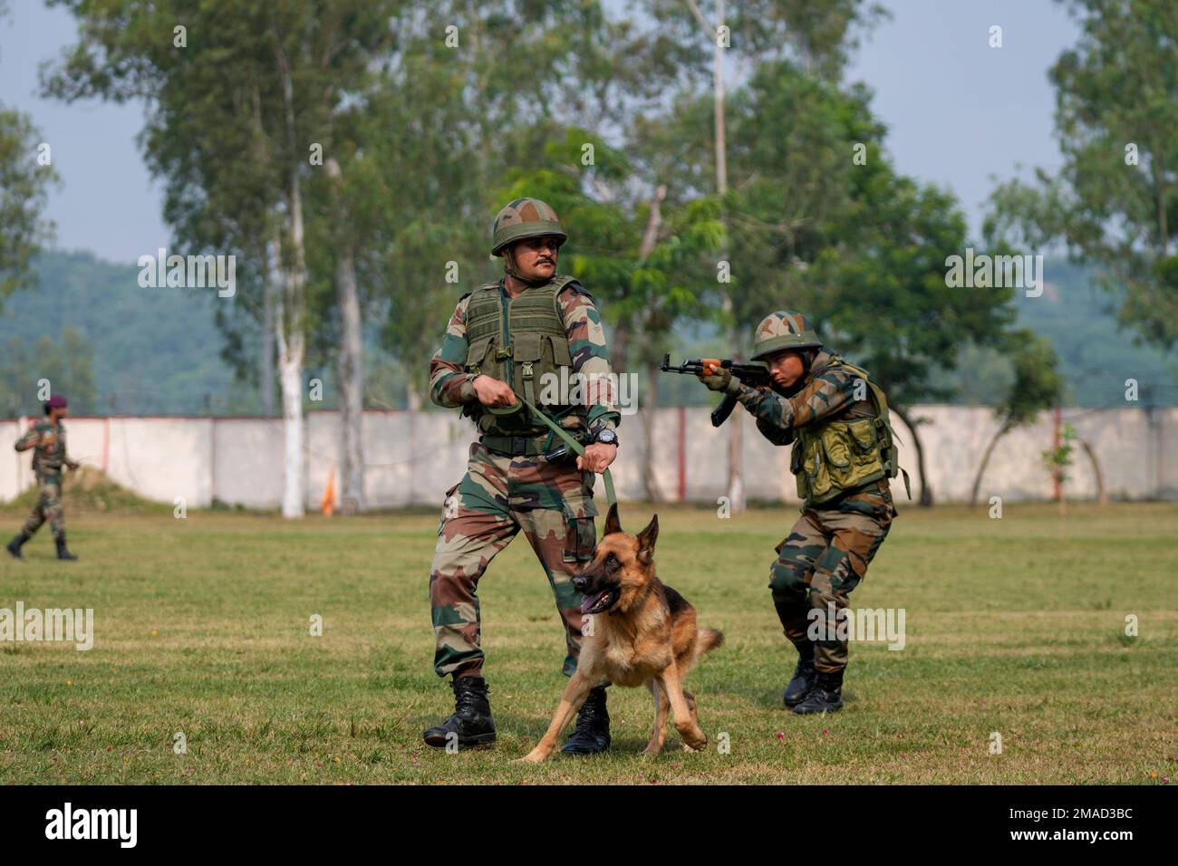 Indian Army soldiers demonstrate a combat operation during a "Know Your ...