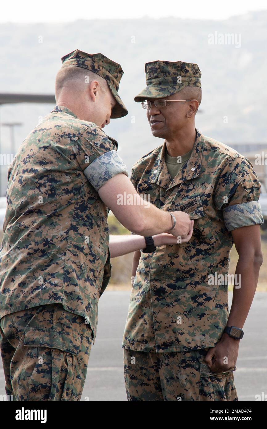 U.S. Marine Lt. Col. Richard Marshall Jr., right, the outgoing ...