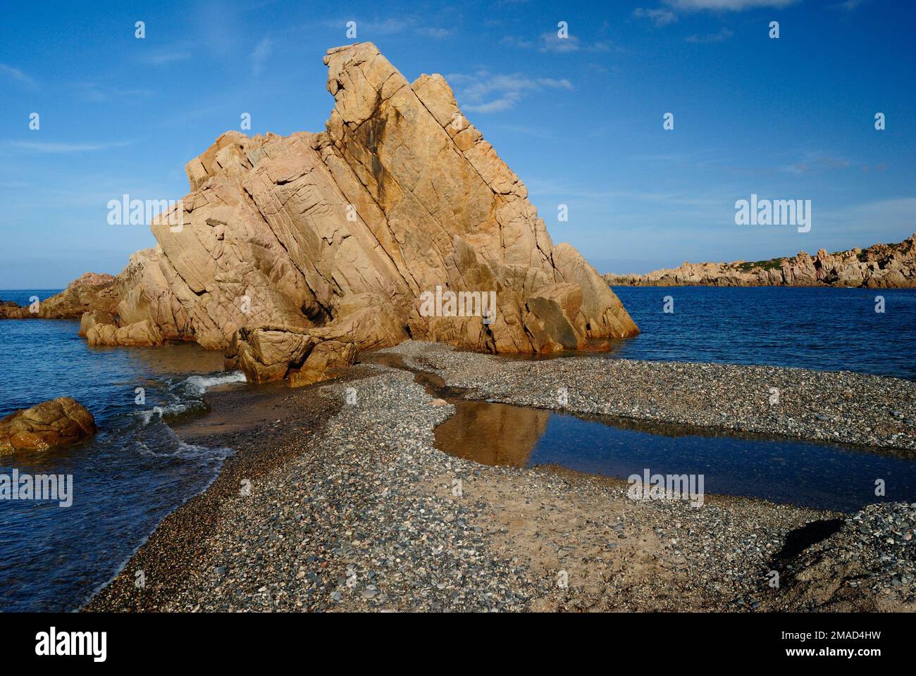 View f the Cala Tinnari beach Stock Photo - Alamy