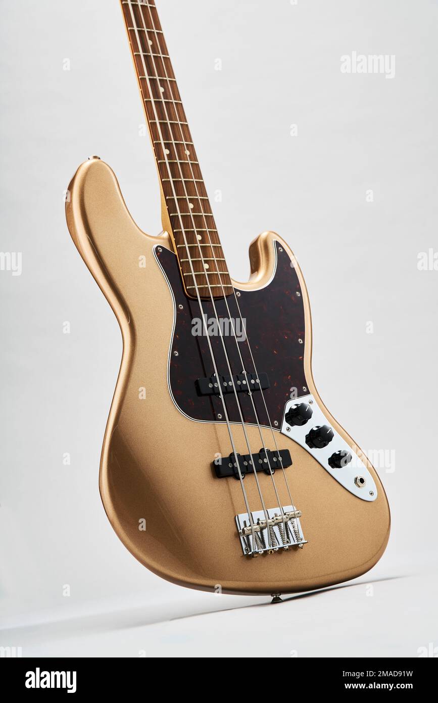 J bass fender hi-res stock photography and images - Alamy