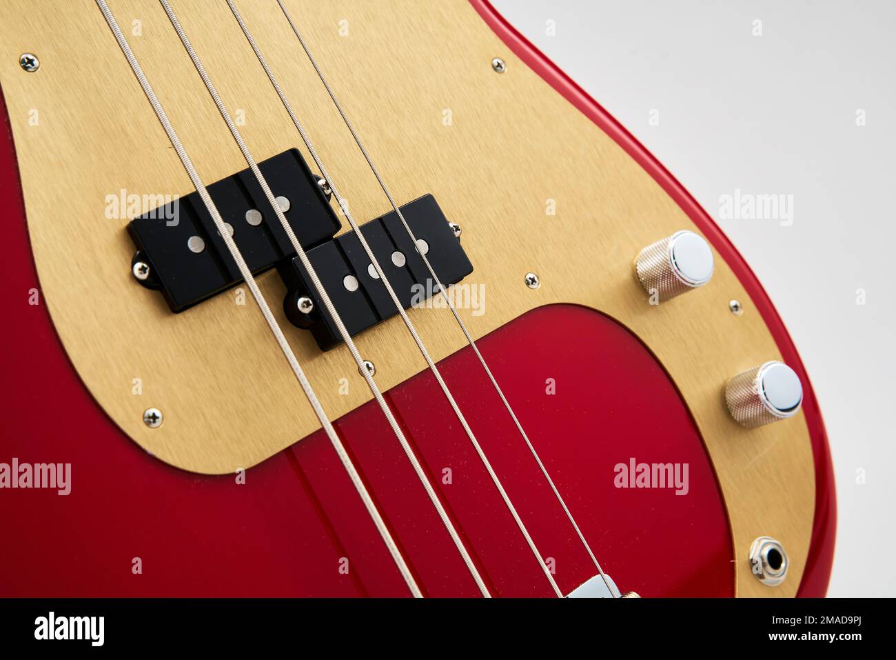 Fender p bass red hi-res stock photography and images - Alamy