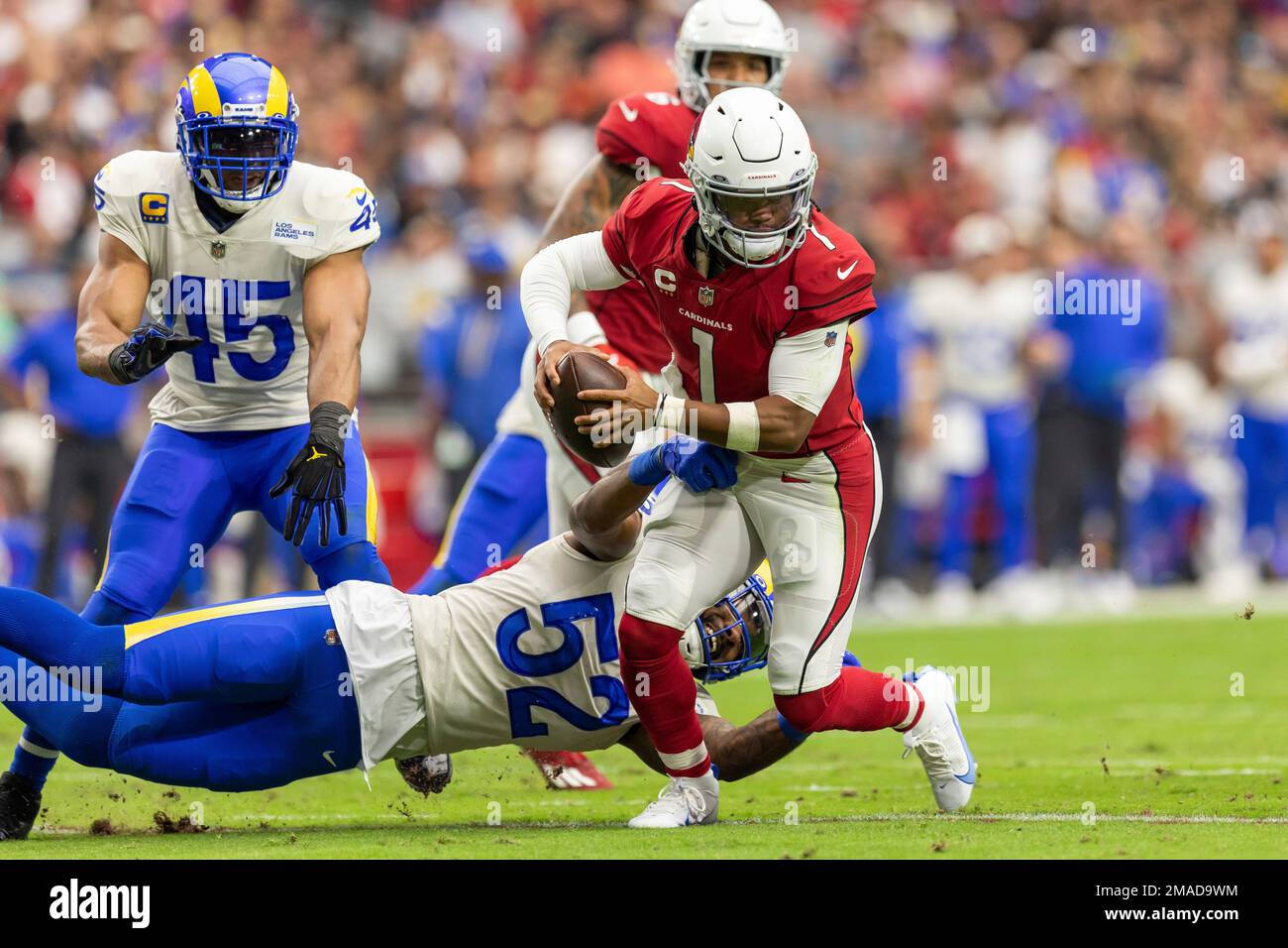 Linebacker (52) Terrell Lewis of the Los Angeles Rams sacks quarterback ...