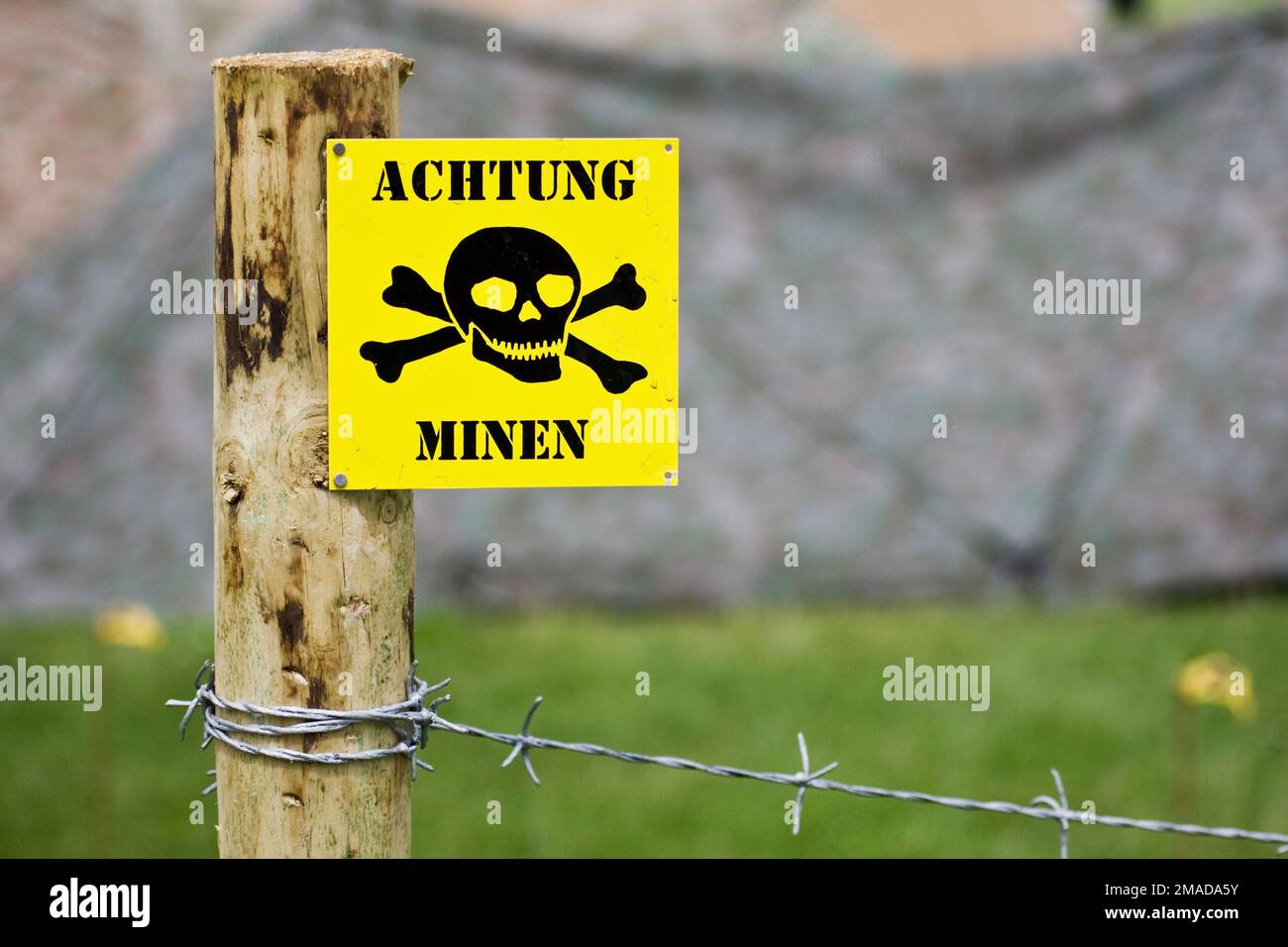 Achtung minen hi-res stock photography and images - Alamy