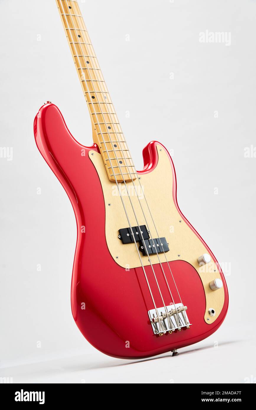 Fender p bass red hi-res stock photography and images - Alamy