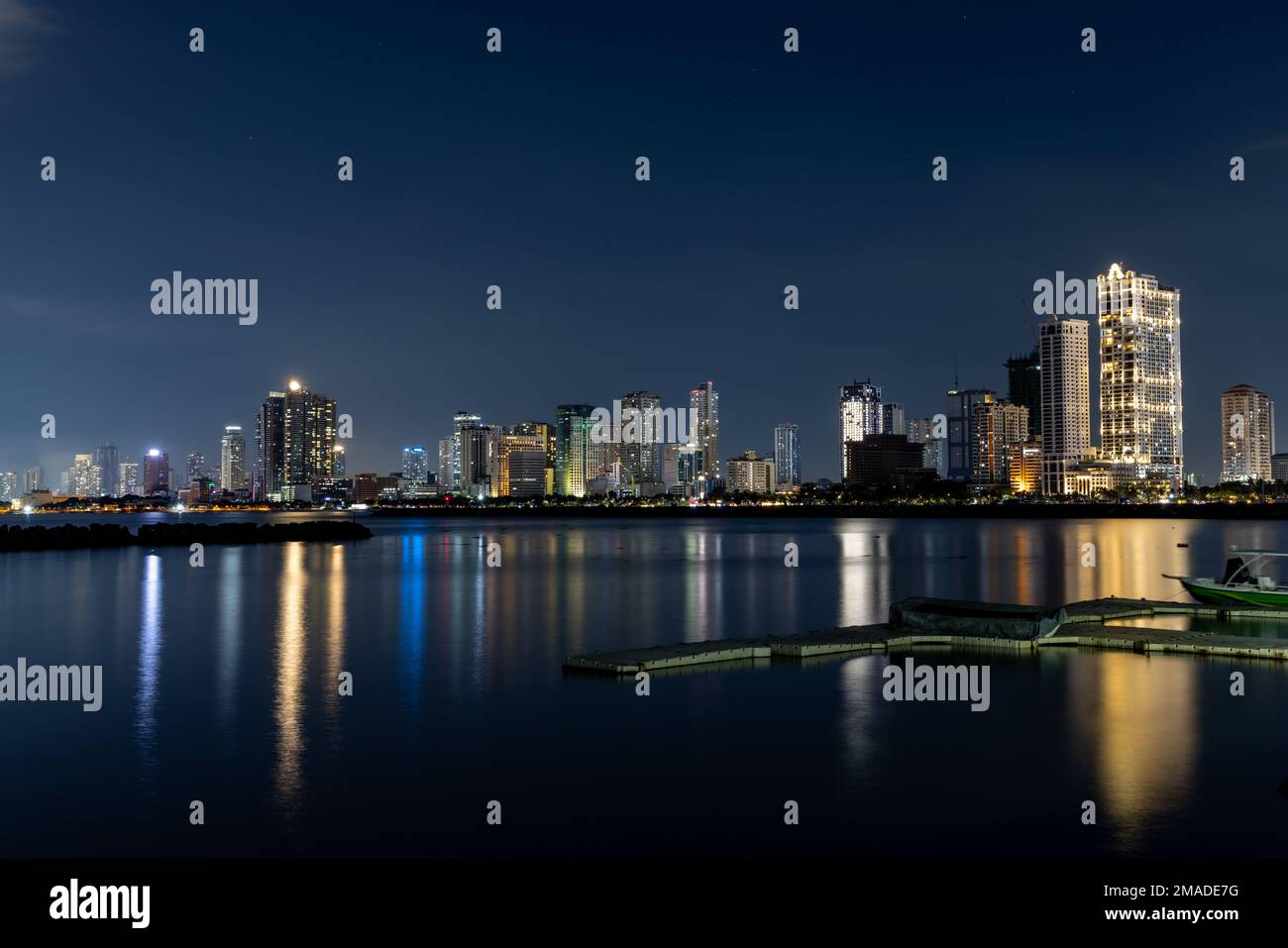 The manila bay at night in Philippines Stock Photo - Alamy