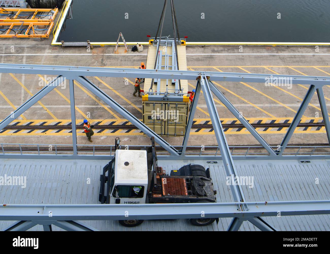 CHARLESTON, S.C. (May 25, 2022) Army units from Military Surface ...