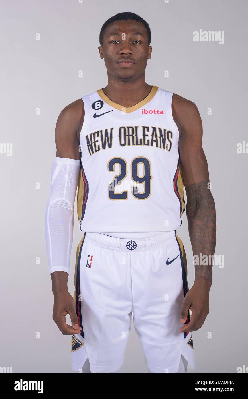 New Orleans Pelicans guard / forward Daeqwon Plowden (29) takes part in ...