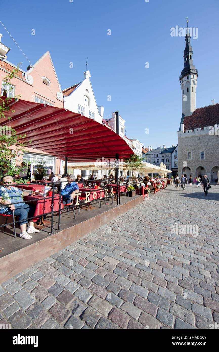 Estonia, Tallinn, cafe and bars at the market square with town hall ...