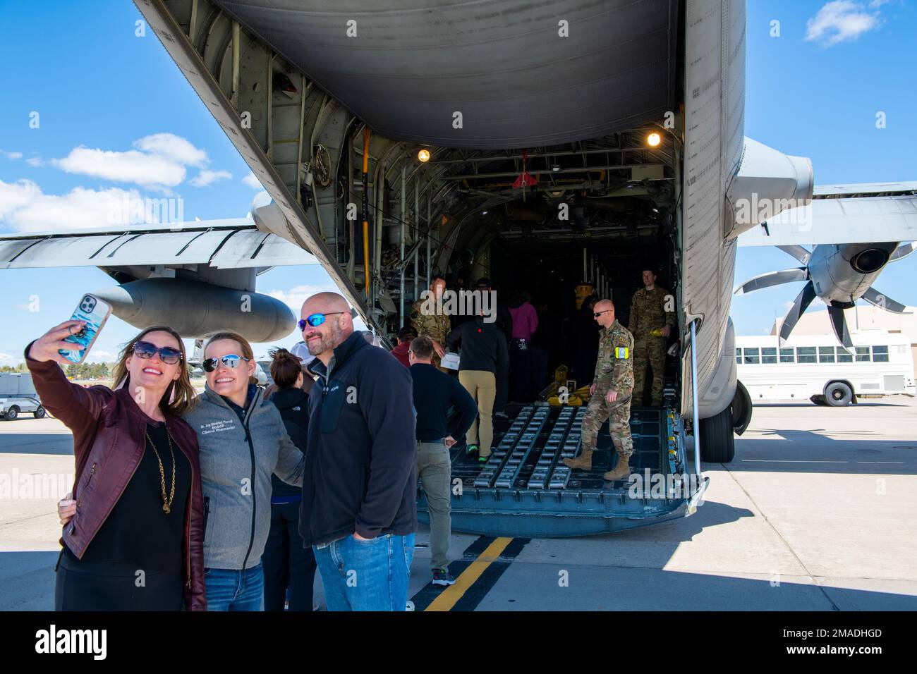 153rd airlift wing hi-res stock photography and images - Alamy