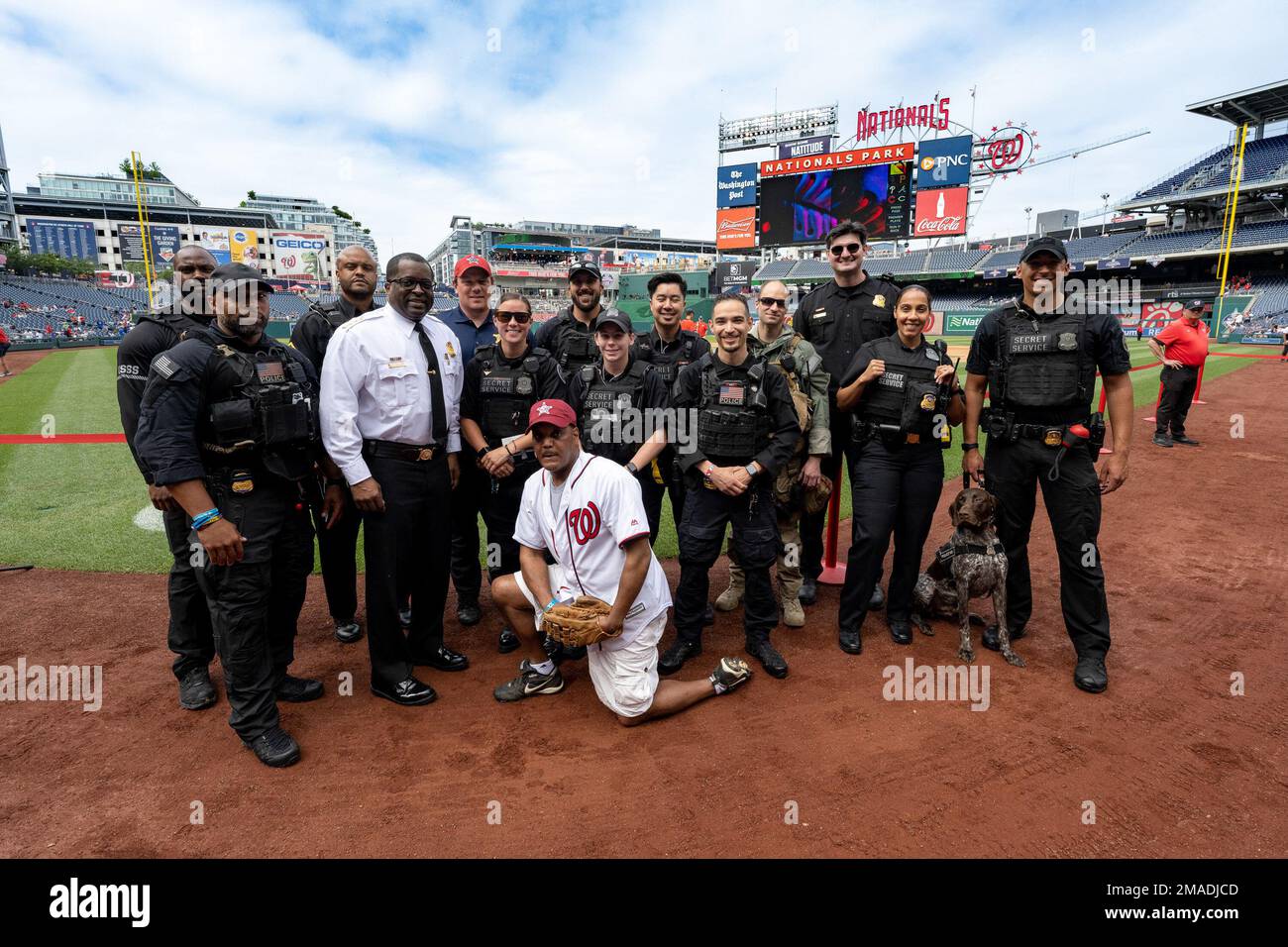 Members of the U.S. Secret Service (USSS) participate in the USSS Night ...
