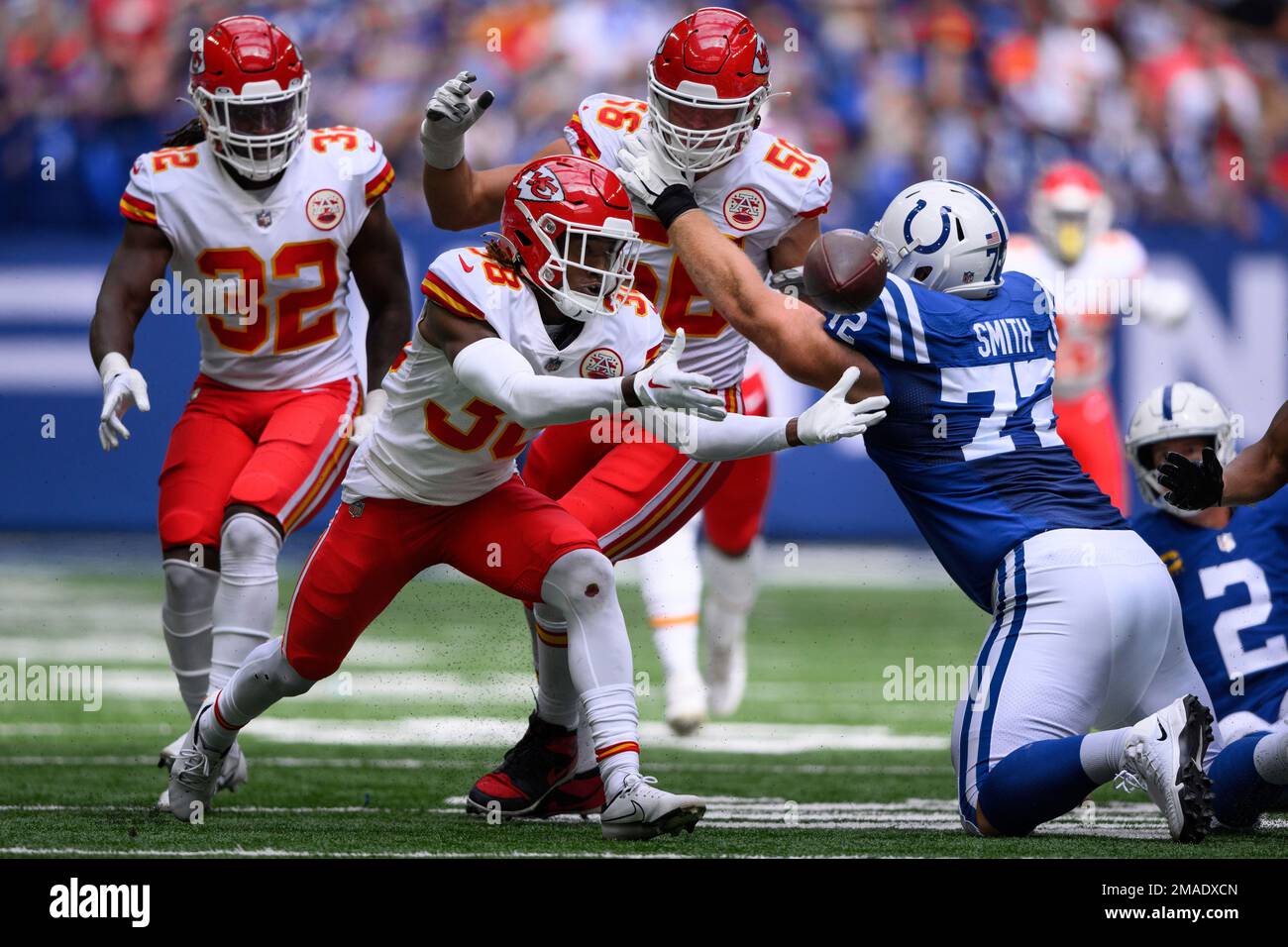 Kansas City Chiefs cornerback L'Jarius Sneed (38) recovers a fumble ...