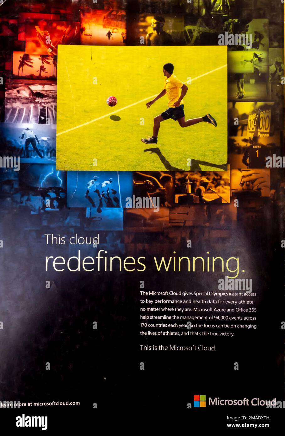 Microsoft cloud advert in magazine 2015 Stock Photo - Alamy