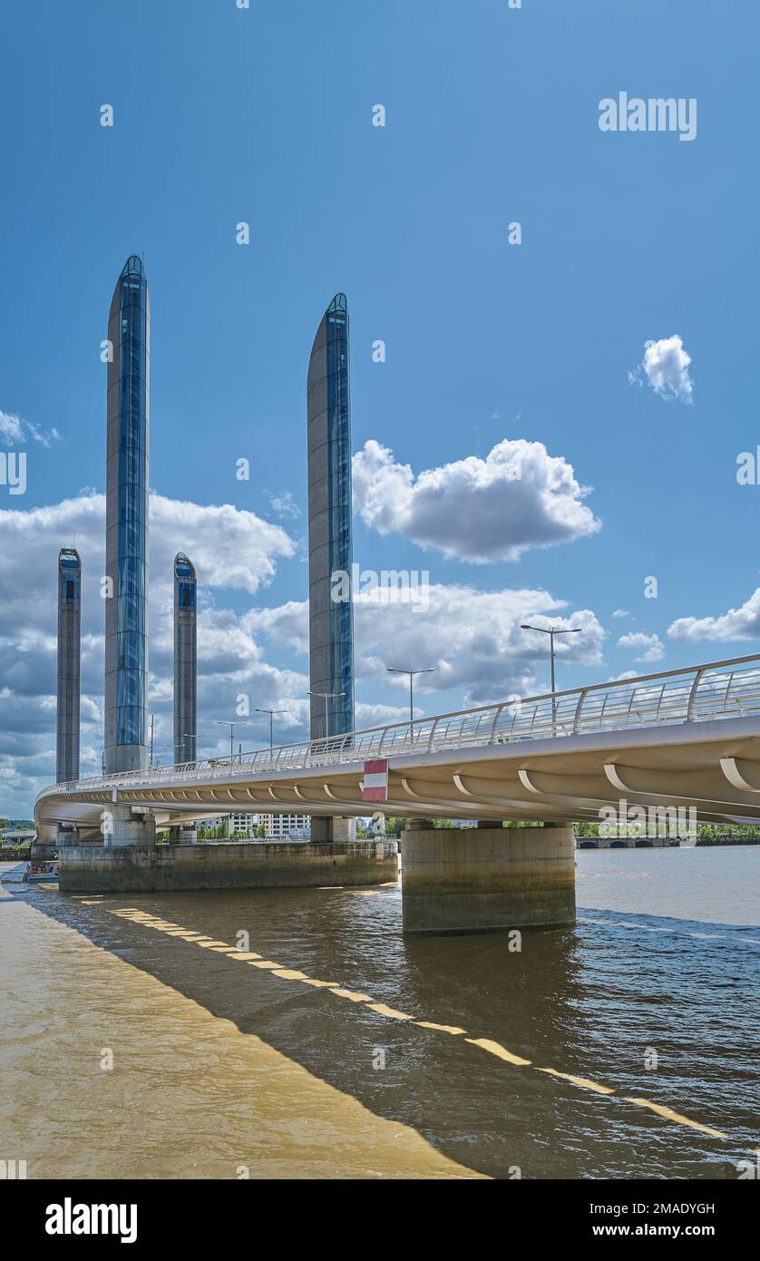 France, Bordeaux, View of the towers of the Chaban Delmas bridge ...