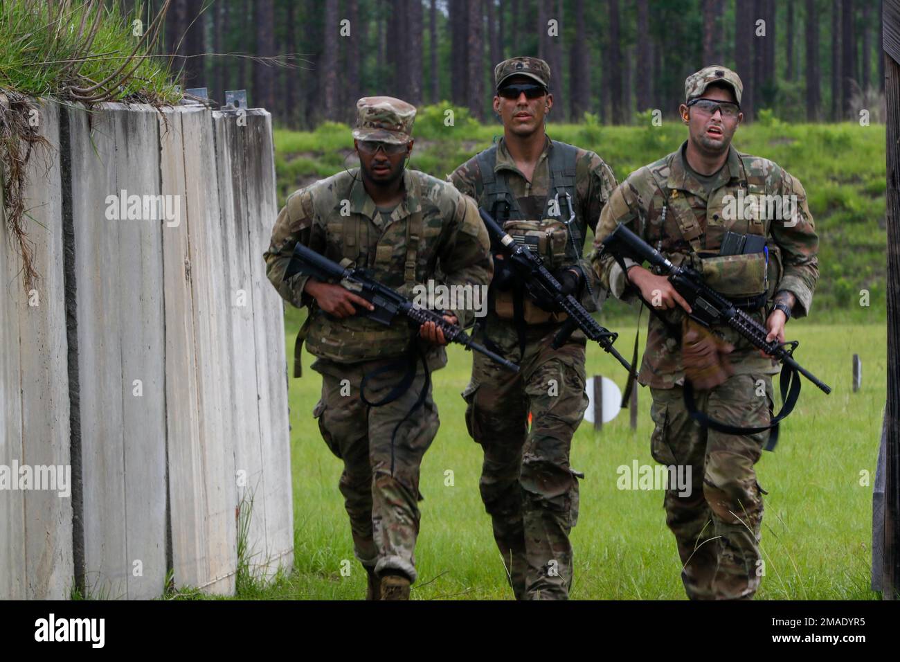Soldiers from the 703rd Support Battalion, 2nd Armored Brigade Combat ...
