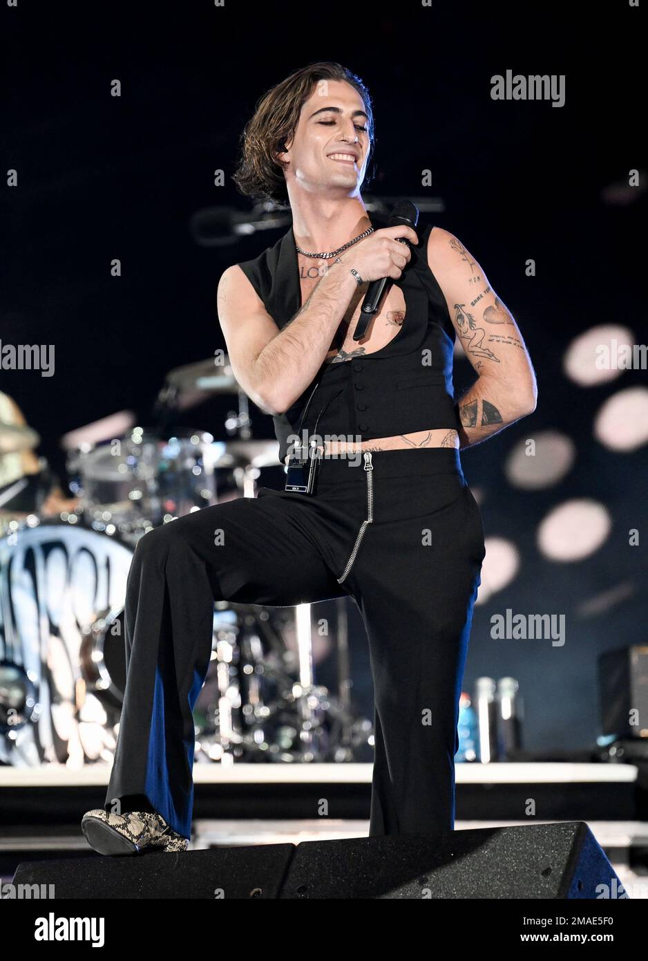 Singer Damiano David of Måneskin performs during the Global Citizen ...