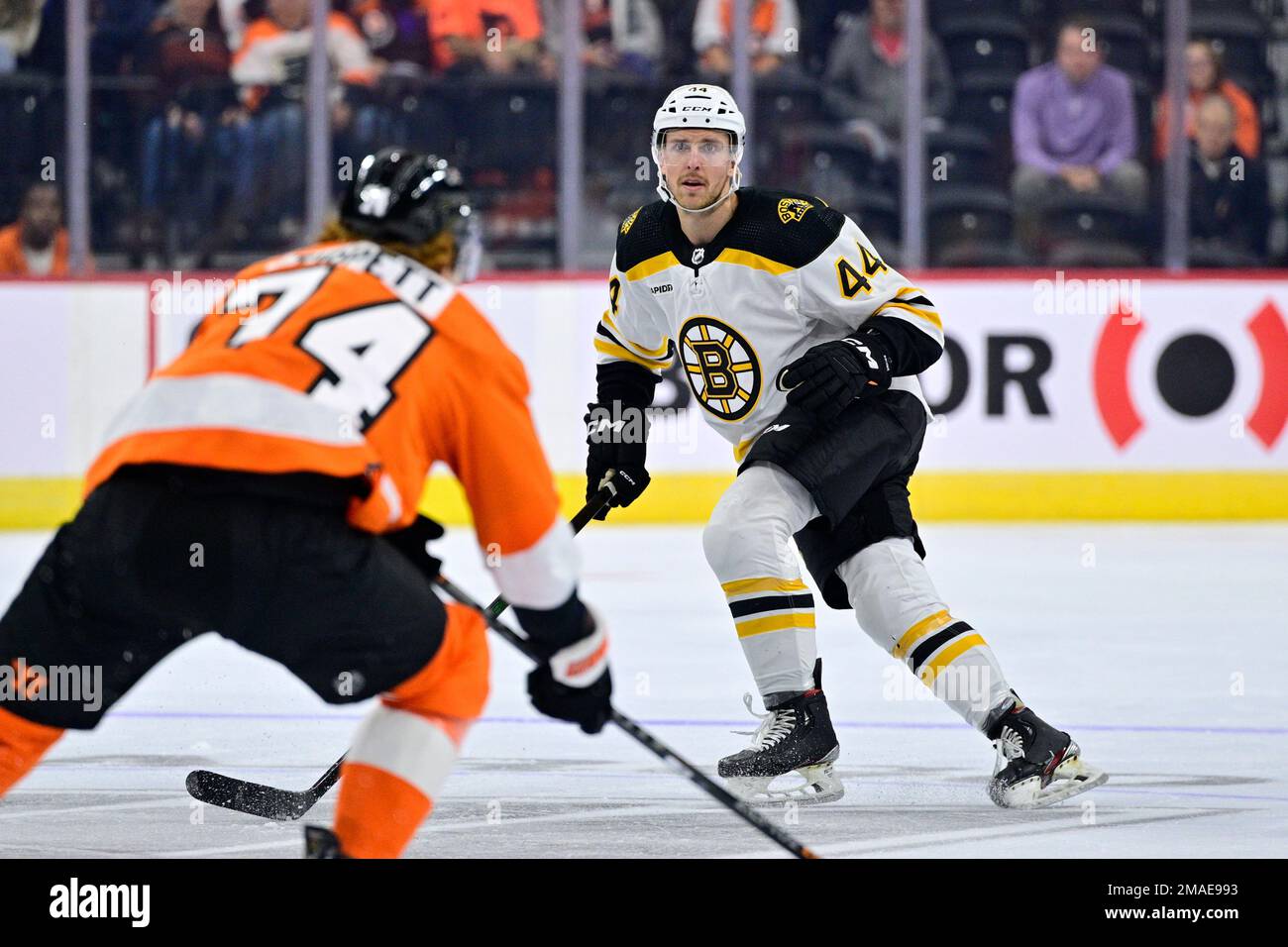 Boston Bruins' Dan Renouf in action during a preseason NHL hockey game ...
