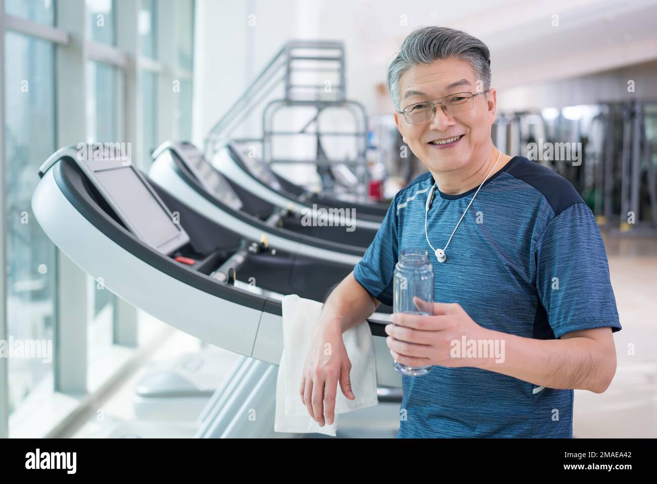 The old man out in the gym Stock Photo - Alamy