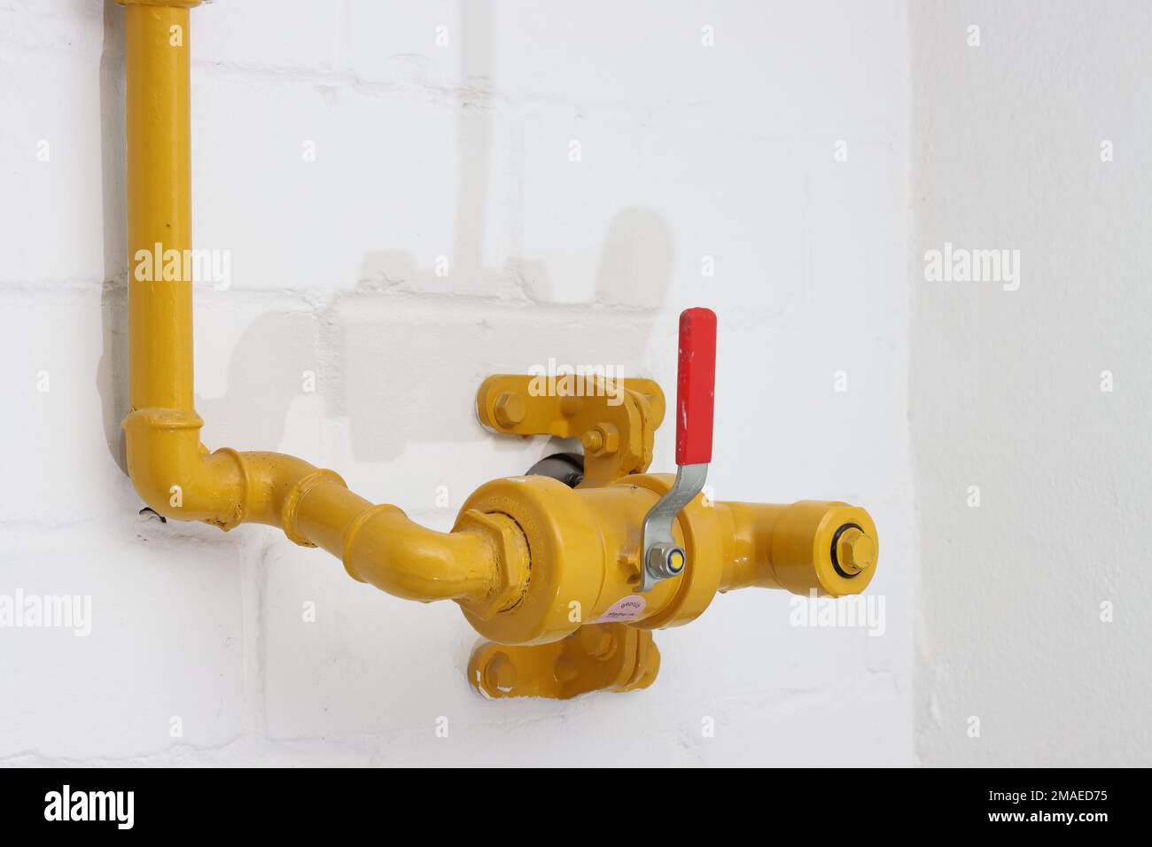 Main water shut off valve hi-res stock photography and images - Alamy