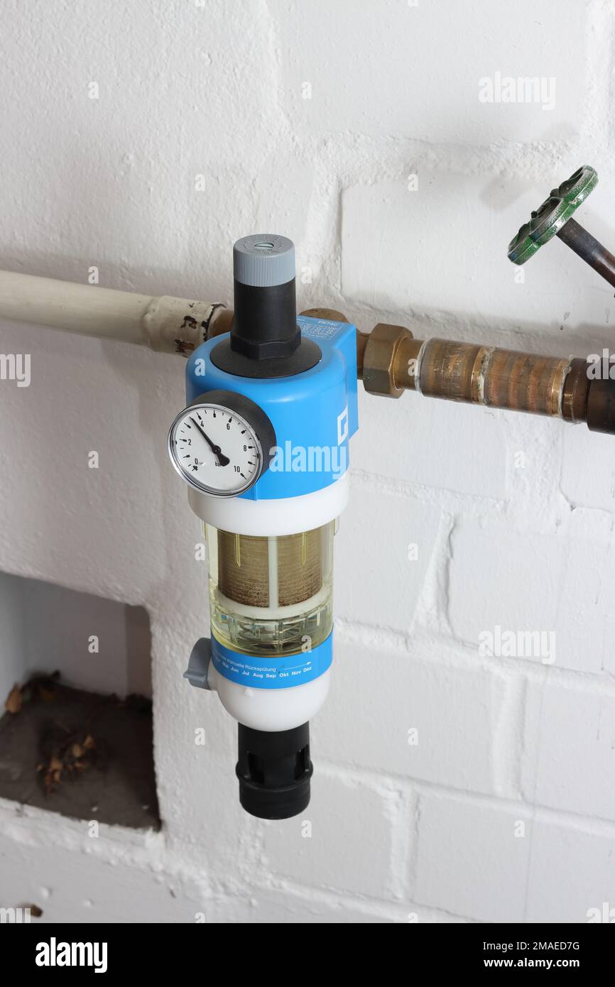 Main water shut off valve hi-res stock photography and images - Alamy