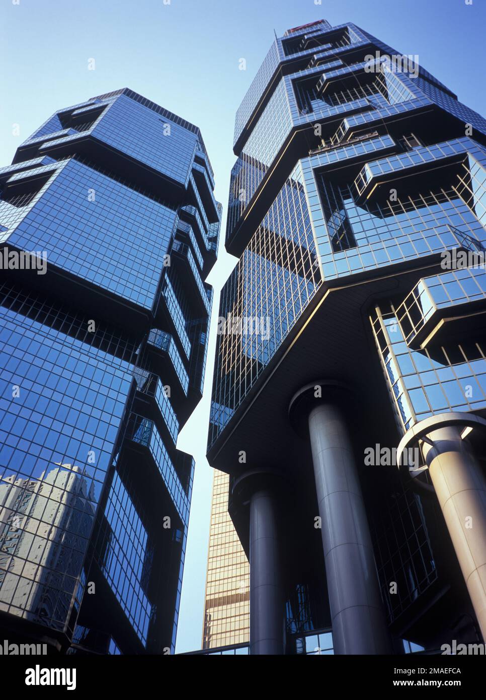 Hong Kong, Hong Kong Island, the Lippo center buildings. (Previously ...