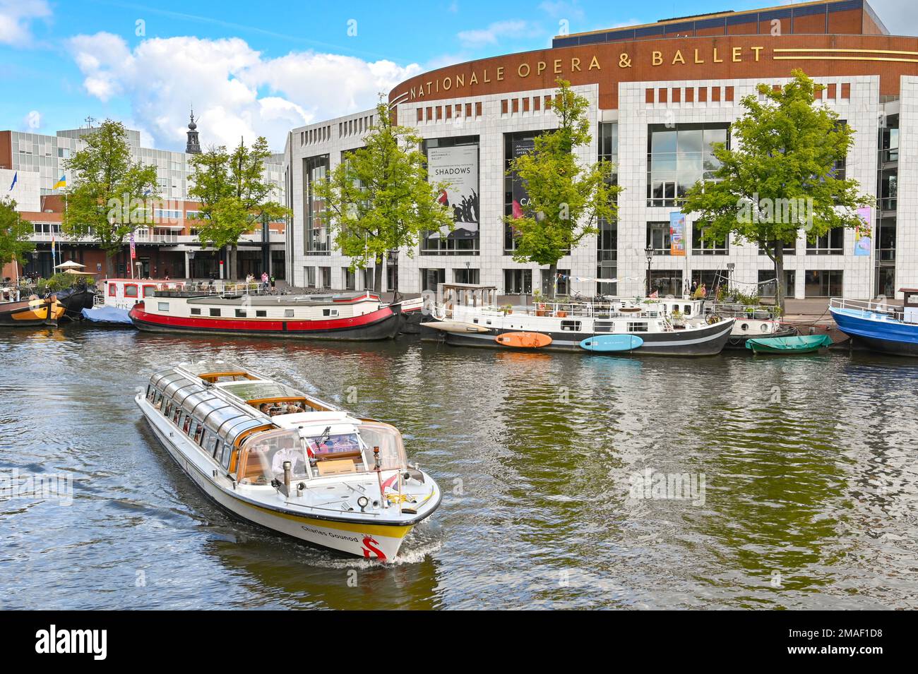 Amsterdam, Netherlands - August 2022: Tourist sightseeing canal cruise ...