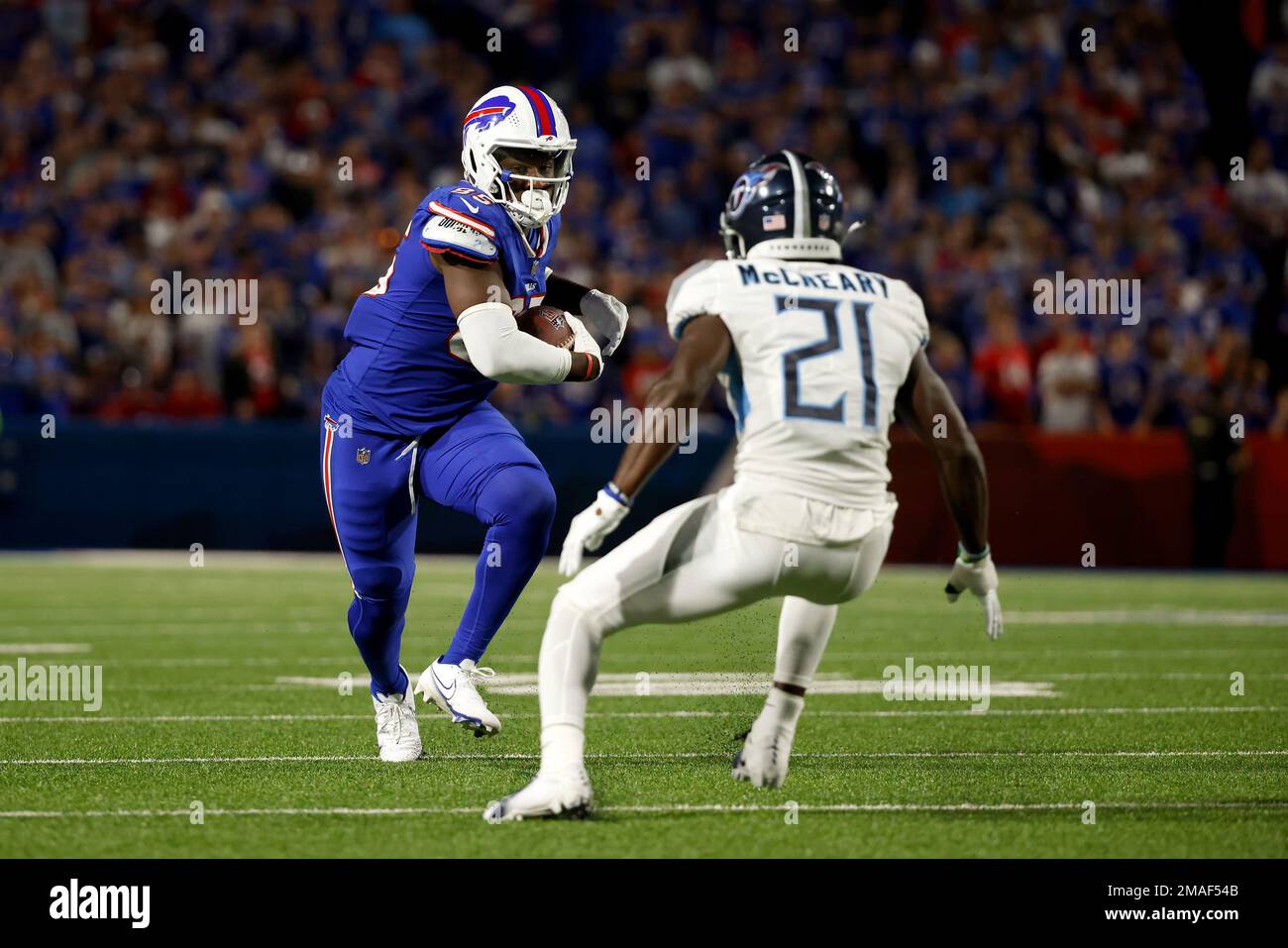 Buffalo Bills tight end Quintin Morris (85) attempts to run the ball past Tennessee Titans ...