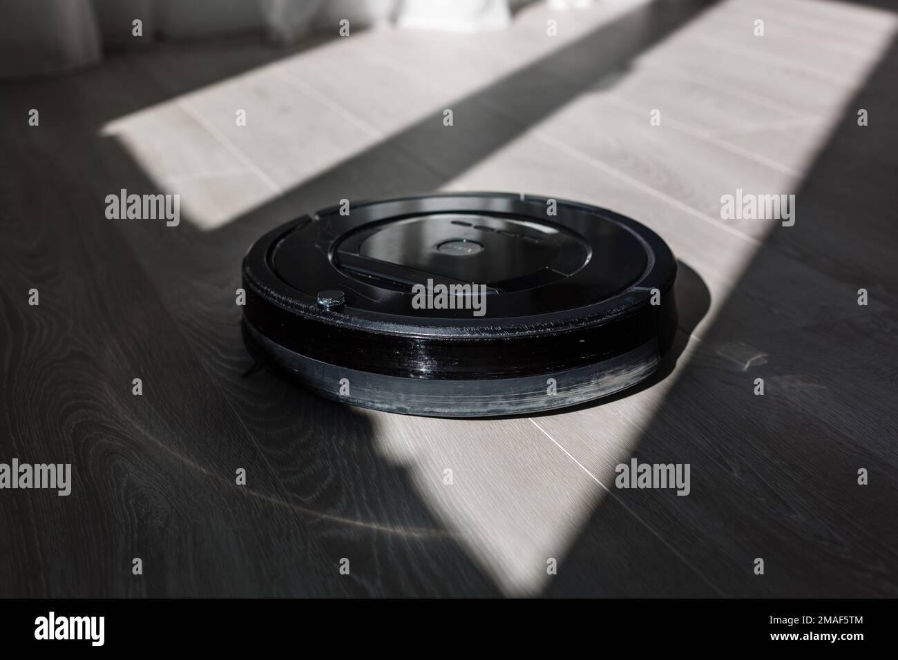 Robot vacuum cleaner, robot vacuum cleaner wipes floors, power button ...