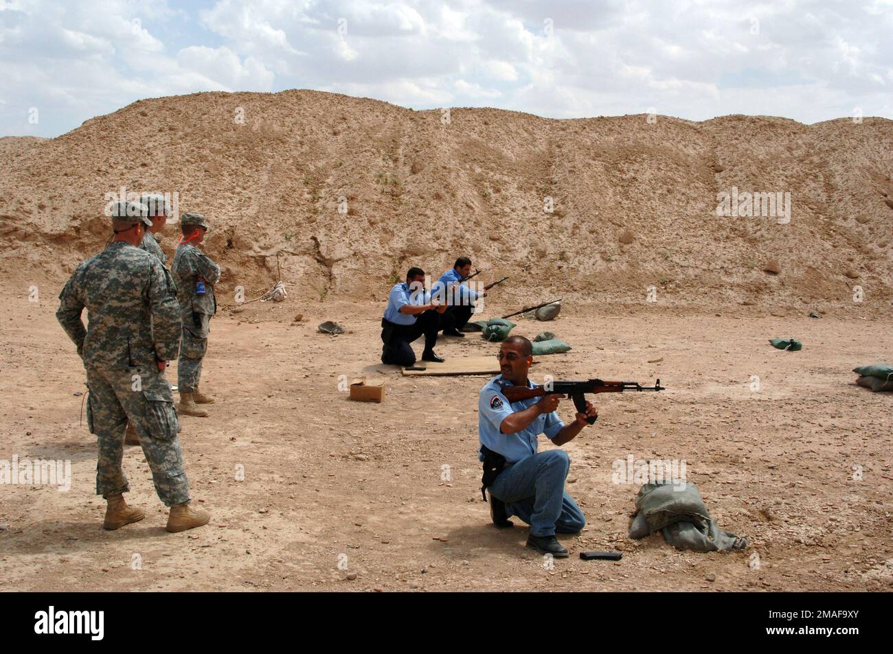 060427-A-6365W-338. Subject Operation/Series: IRAQI FREEDOM Base ...