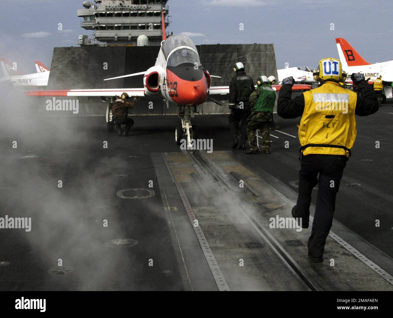 Uss theodore roosevelt cvn71 hi-res stock photography and images - Alamy