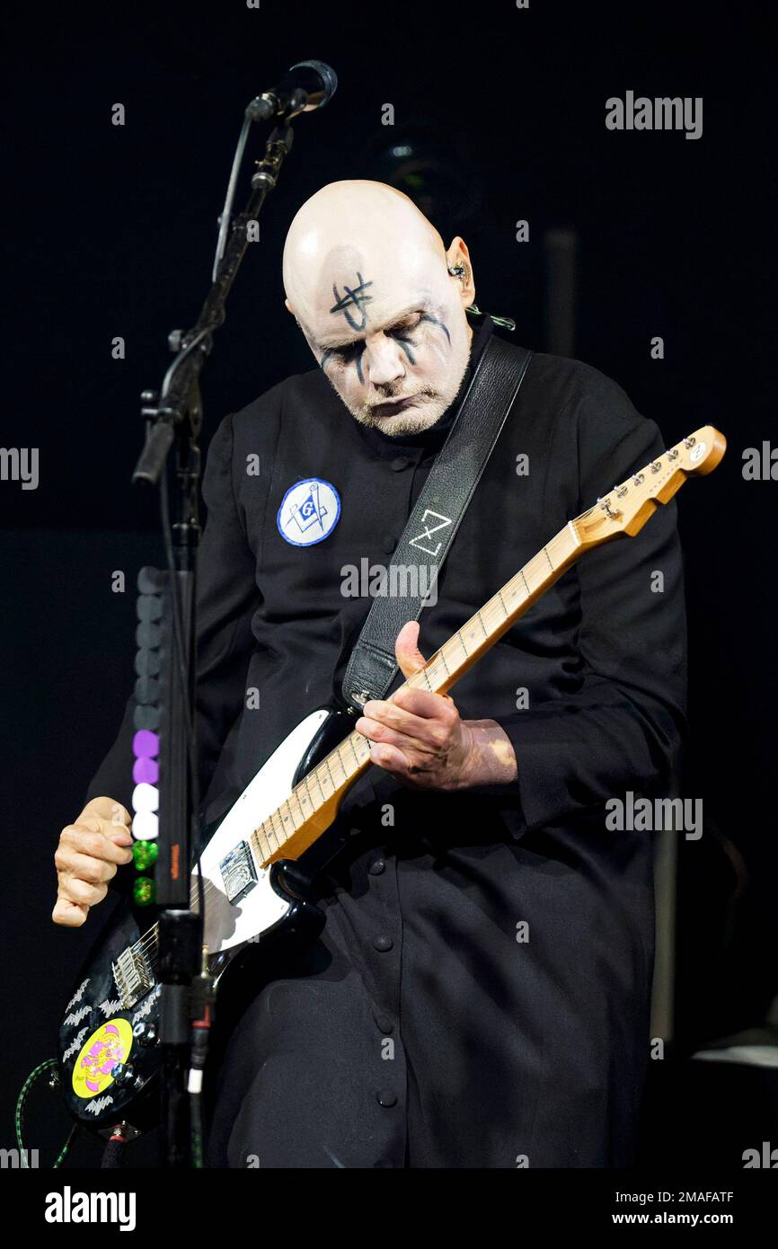 Smashing Pumpkins Bassist 2022