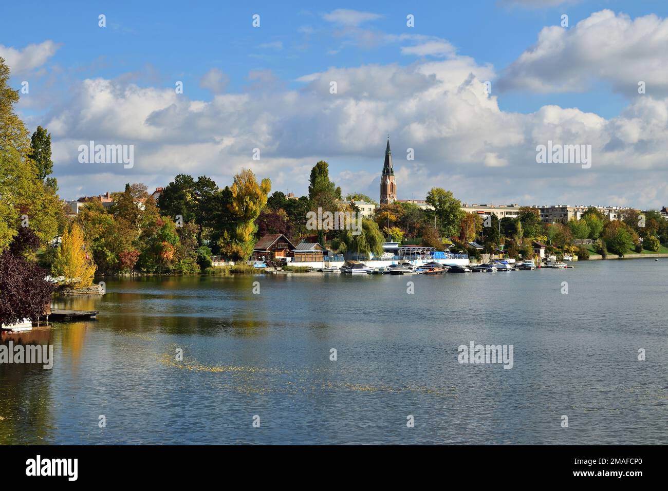 Danube river landscape vienna hi-res stock photography and images - Alamy